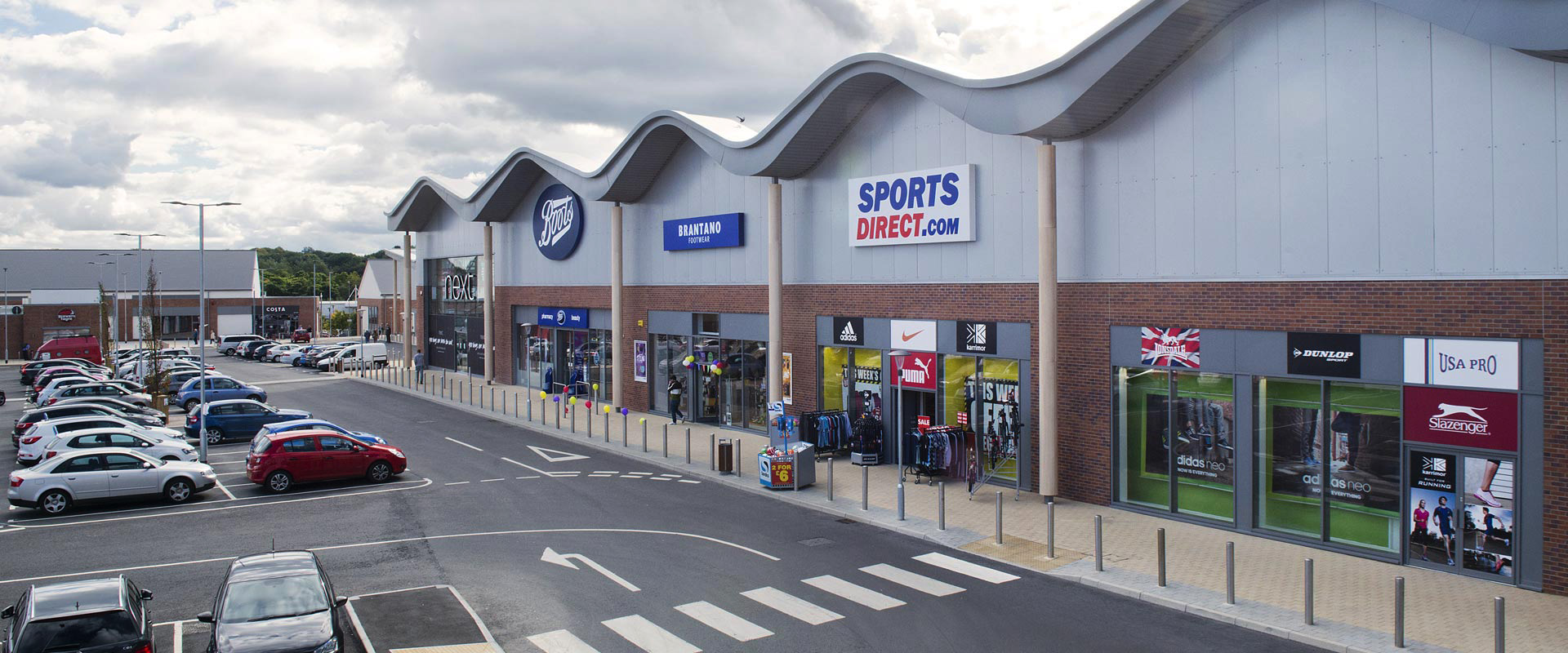 Princes Gate Retail Park - Power on